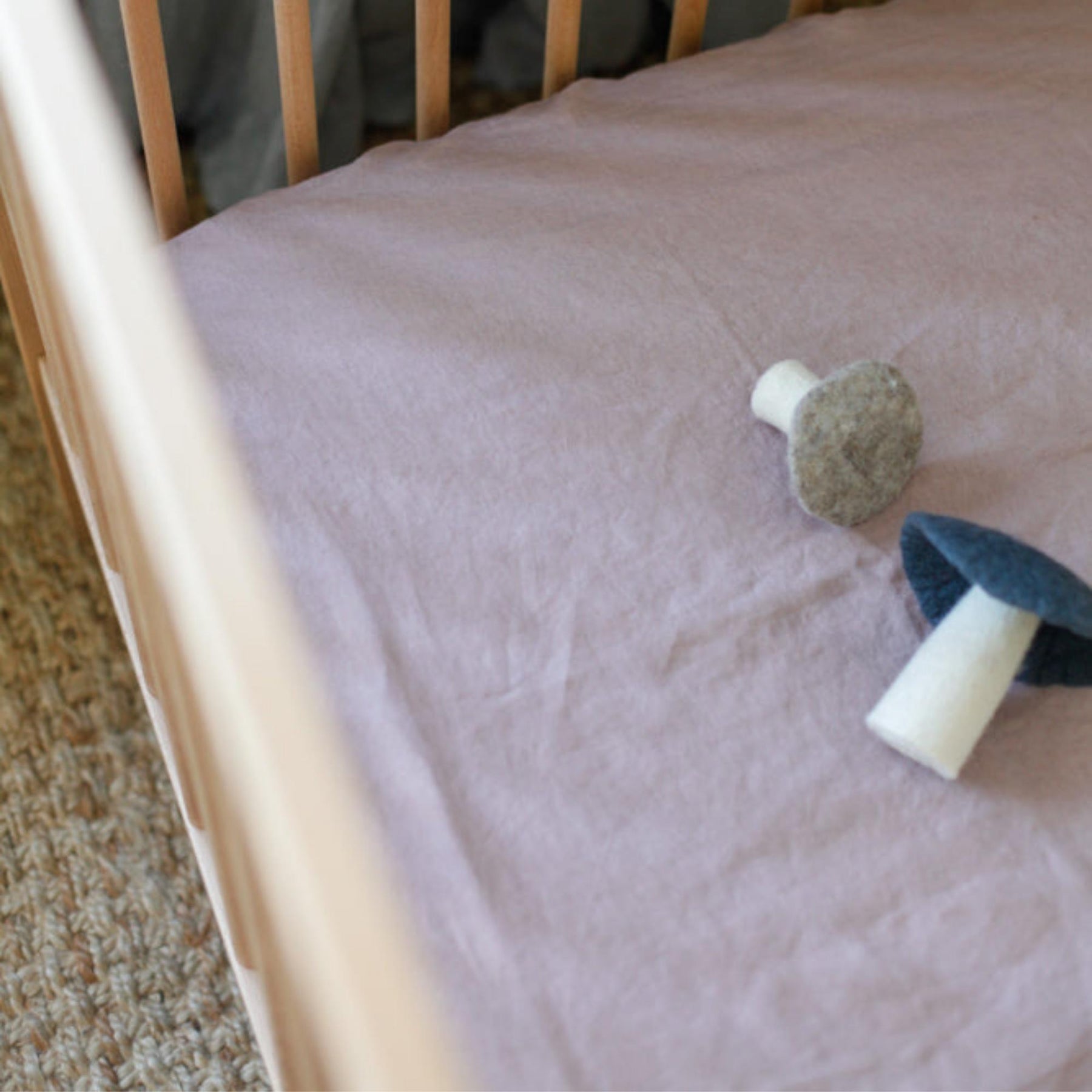 Rosewood Pink Linen Cot/Bassinet Sheet – Foxtrot Home