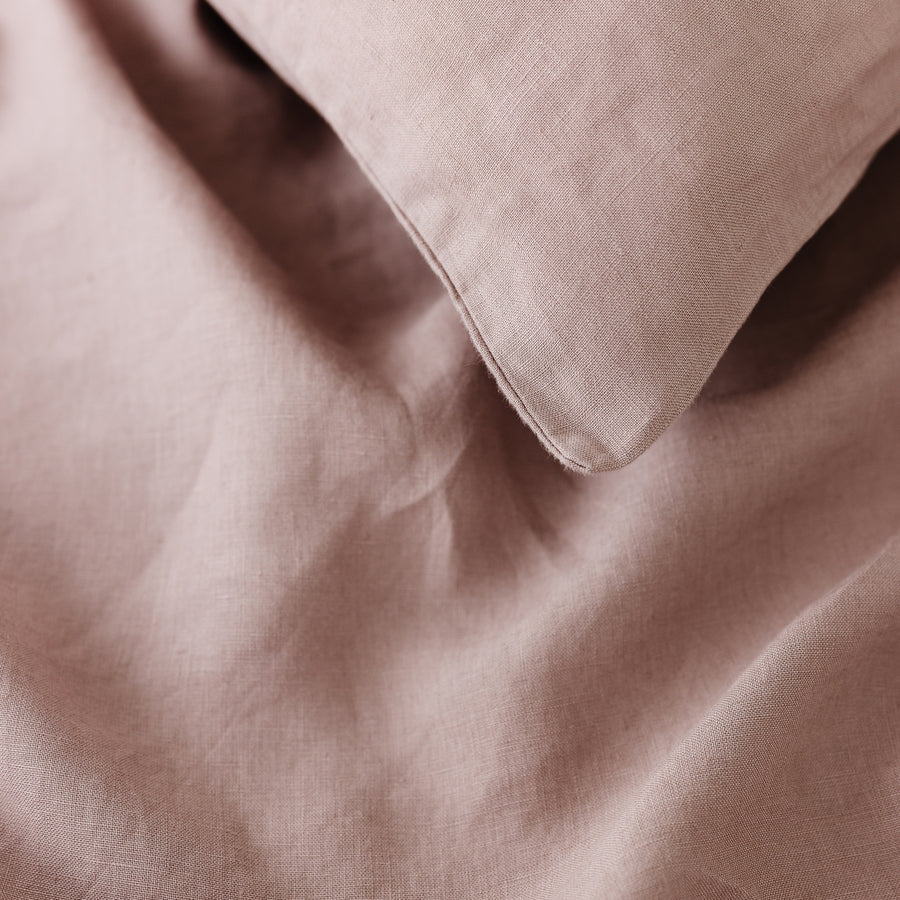 Rosewood Pink Linen Duvet – Foxtrot Home